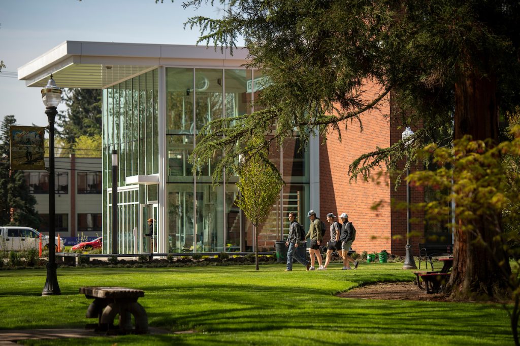 Money magazine ranks Linfield among Oregon's top colleges for ...